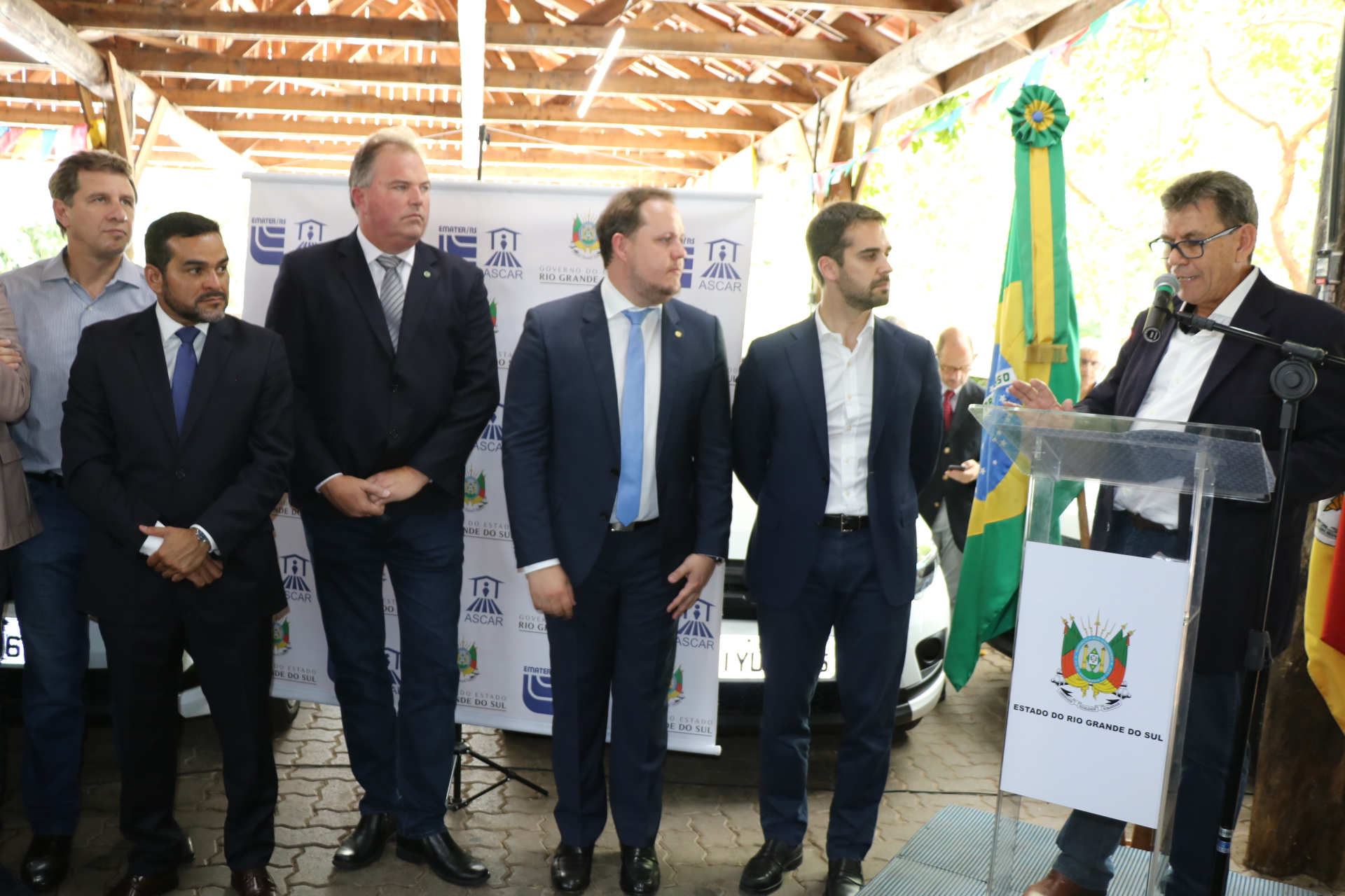 Emater/RS-Ascar recebe 108 novos veículos nesta segunda-feira - Rádio ...