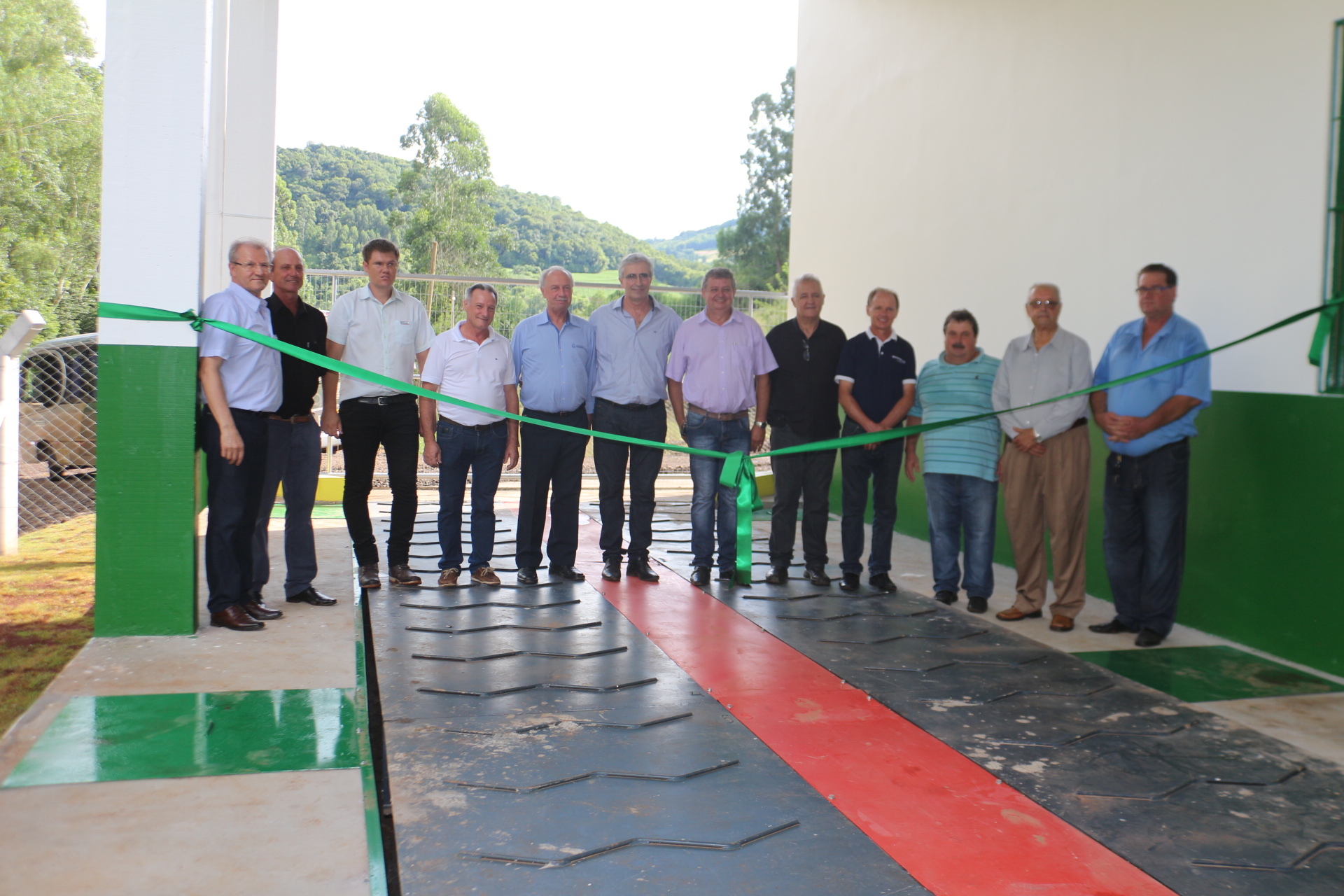 COTREL INAUGURA A SUA 23ª UNIDADE NO MUNICÍPIO DE CARLOS GOMES - Rádio ...